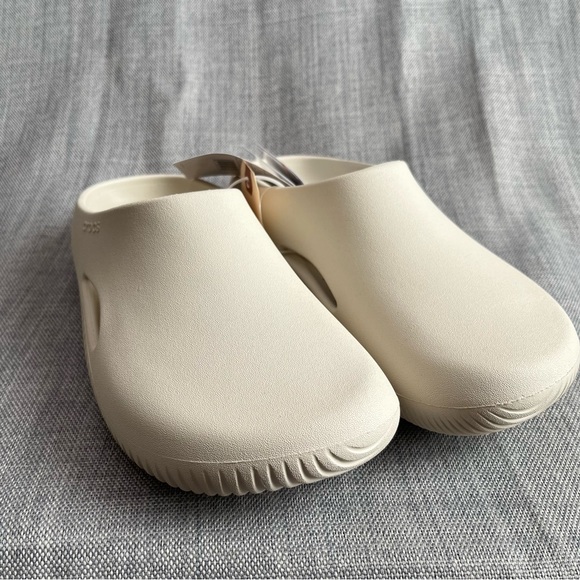 CROCS | Shoes | Crocs Mellow Recovery Clog Adult Unisex Stucco Beige ...